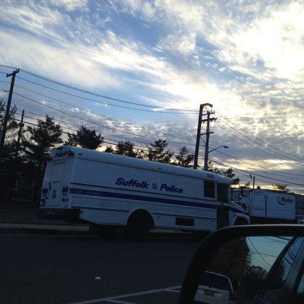 Suffolk County Police - 3rd Precinct Headquarters - Police Station