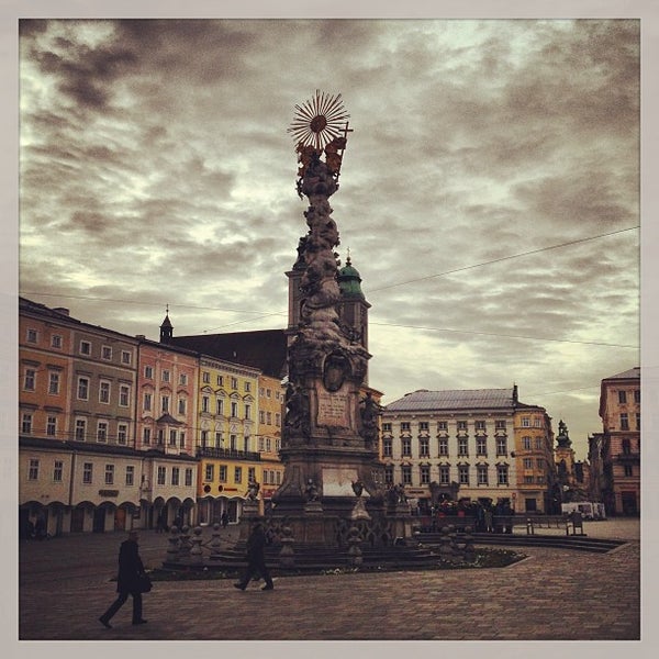 Hauptplatz - Landstraße - Hauptplatz