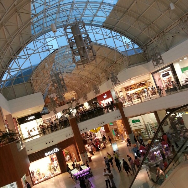 Salvador Shopping - Shopping Mall in Salvador