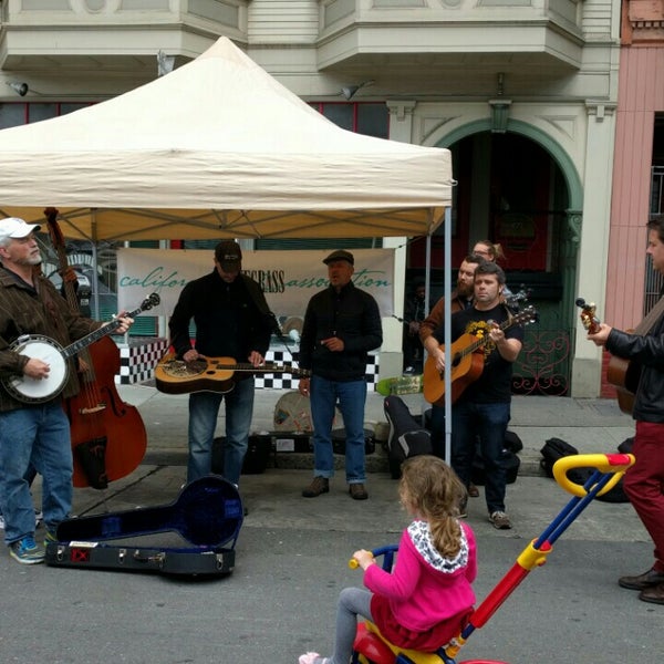 Valencia Street - Mission District - 5 tips