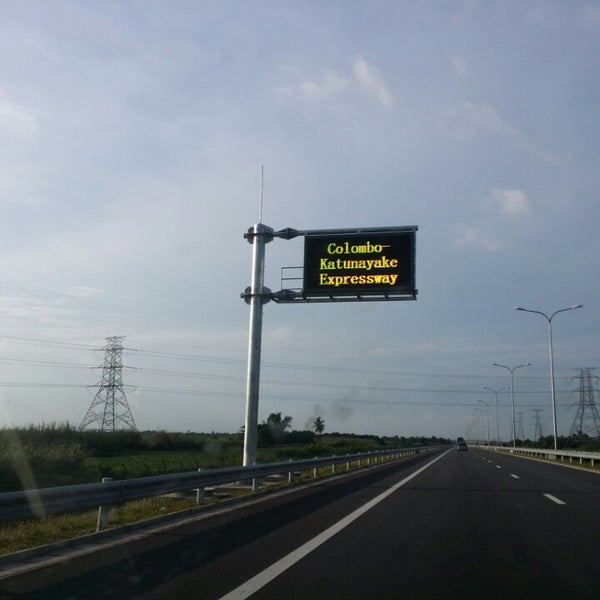 Colombo-Katunayake Expressway (E3) - 20 tips