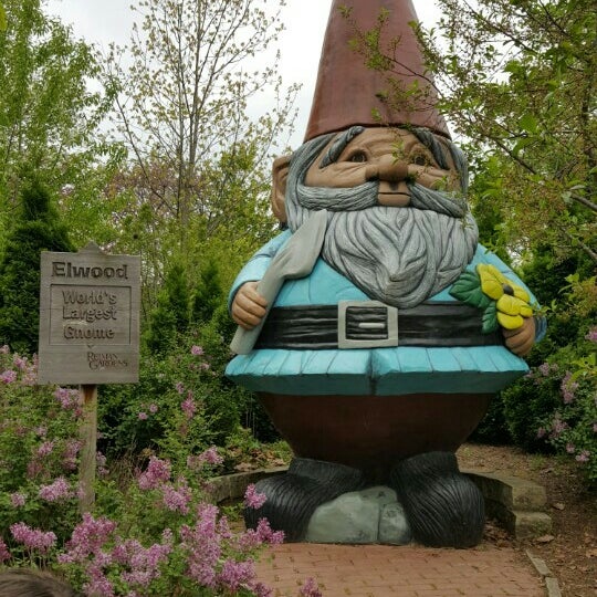 World's Largest Concrete Garden Gnome - Iowa State University - 0 tips