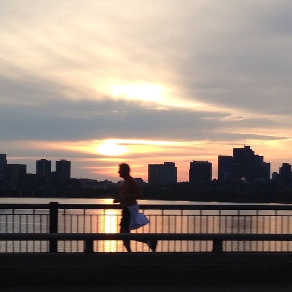 Harvard Bridge - MIT - Harvard Bridge