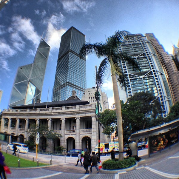 Statue Square - Plaza in Central