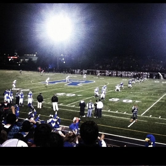 Rochester High School - Rochester - 3 tips