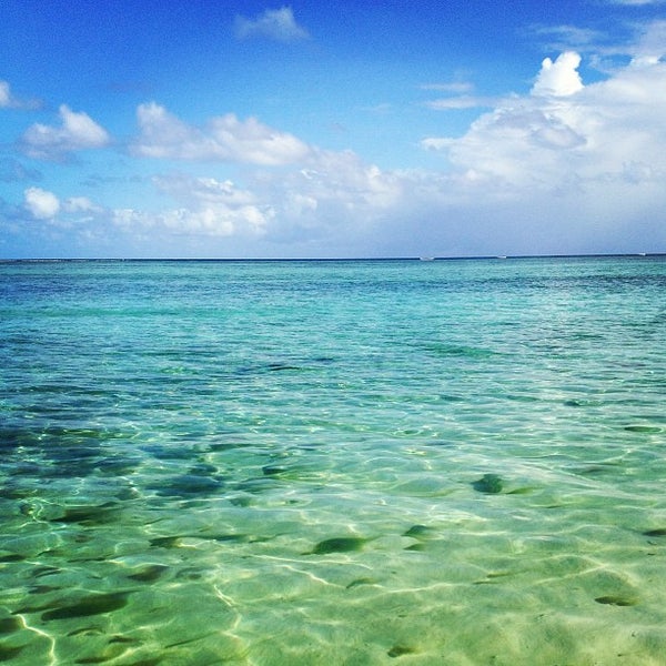 Tumon Bay Beach - Beach in Tamuning