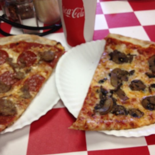 Goomba’s Pizzeria - Pizza Place in San Antonio