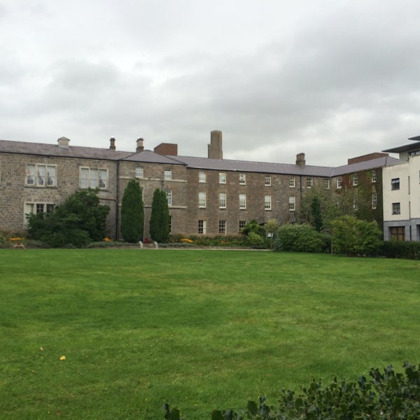 Dublin City University (DCU) - University in Ballymun - Whitehall