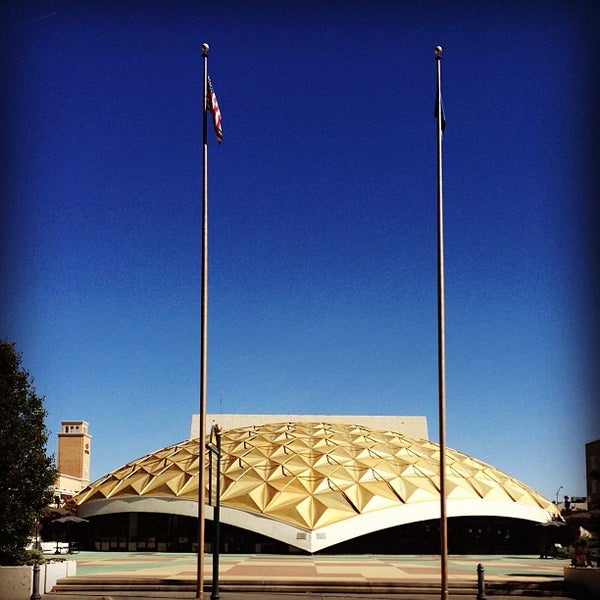 Pioneer Center for the Performing Arts - 100 S Virginia St