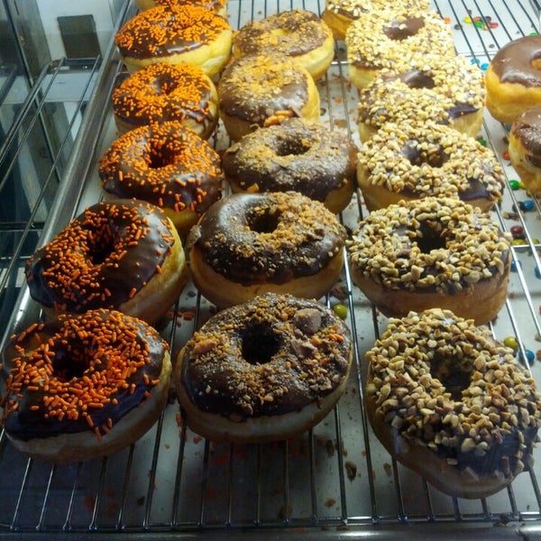 Sugar Shack Donuts - Carver - 1001 N Lombardy St