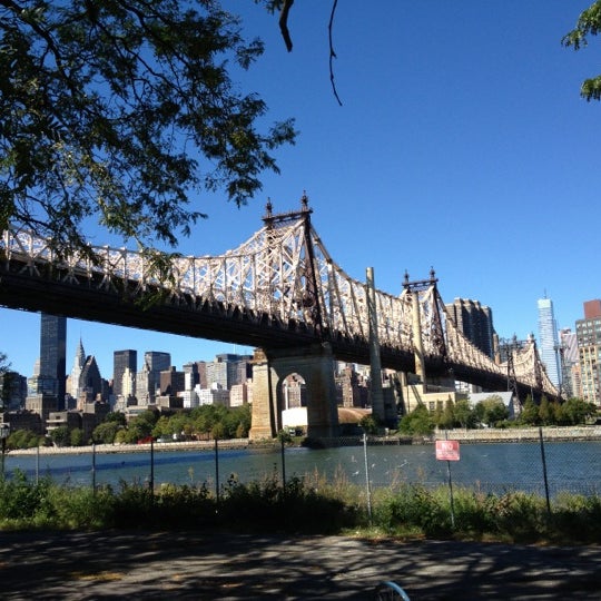 Queensbridge Park - Park in Long Island City