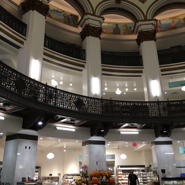 Heinen's Grocery Store - Supermarket in Cleveland