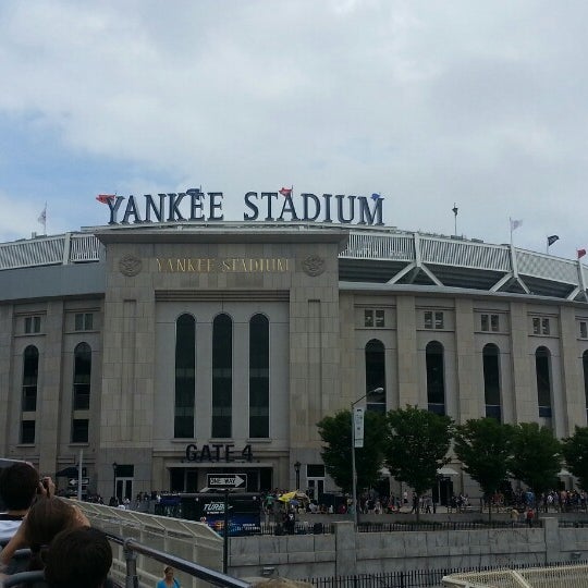 Yankee Stadium - Concourse Village - 1109 tips from 133298 visitors