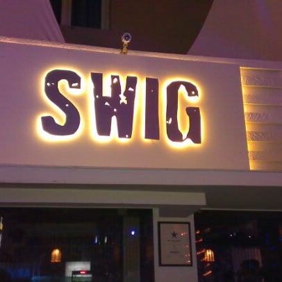 Swig Bar & Eatery - Lounge in Pune
