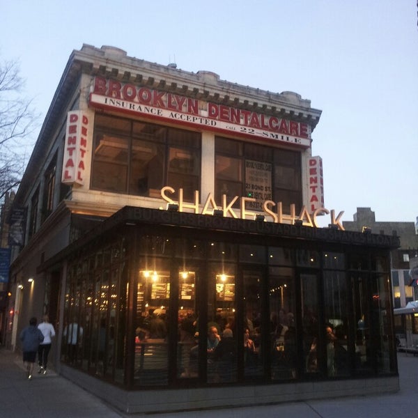 Shake Shack - Downtown Brooklyn - 409 Fulton St