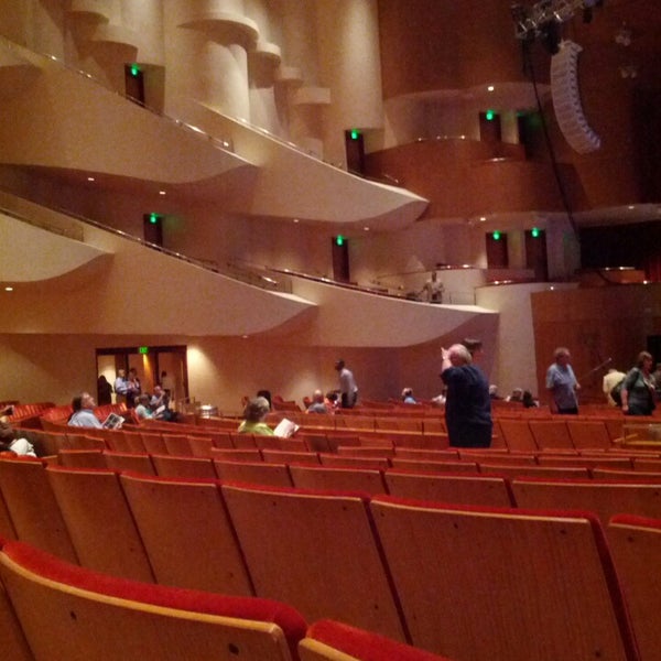 Joseph Meyerhoff Symphony Hall - Concert Hall in Mid-Town Belvedere