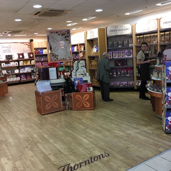 Cameron Toll Shopping Centre - Cameron Toll - 6 Lady Rd