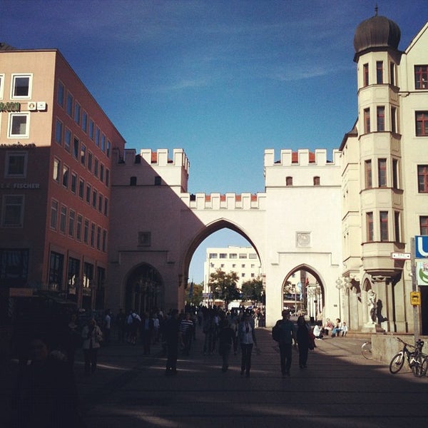 Karlsplatz (Stachus) - Plaza in München