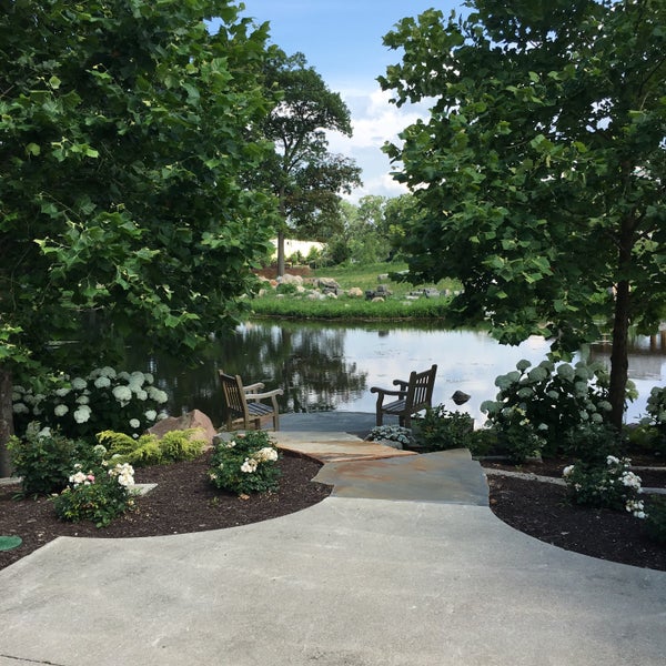 Wellfield Botanic Gardens - Garden in Elkhart