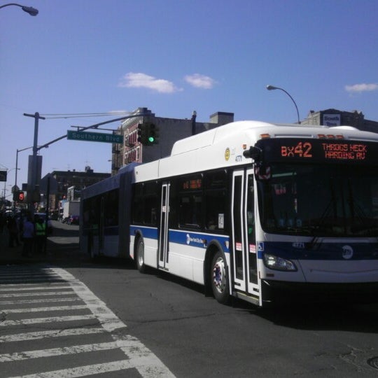 MTA Bus - E Tremont Av & Southern Bl (Bx40/Bx42) - West Farms - Bronx, NY