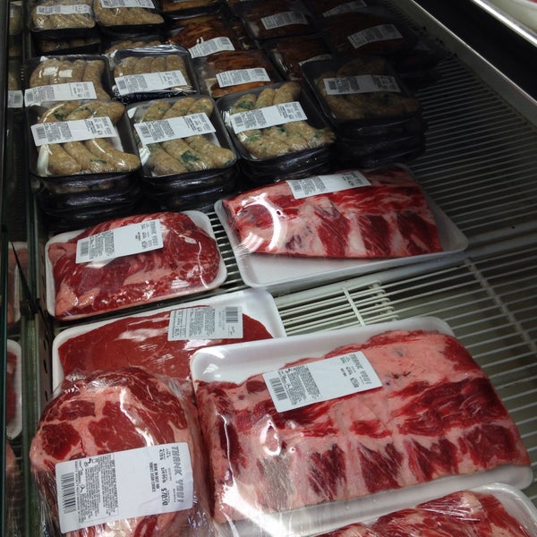Robert's Specialty Meats - Butcher