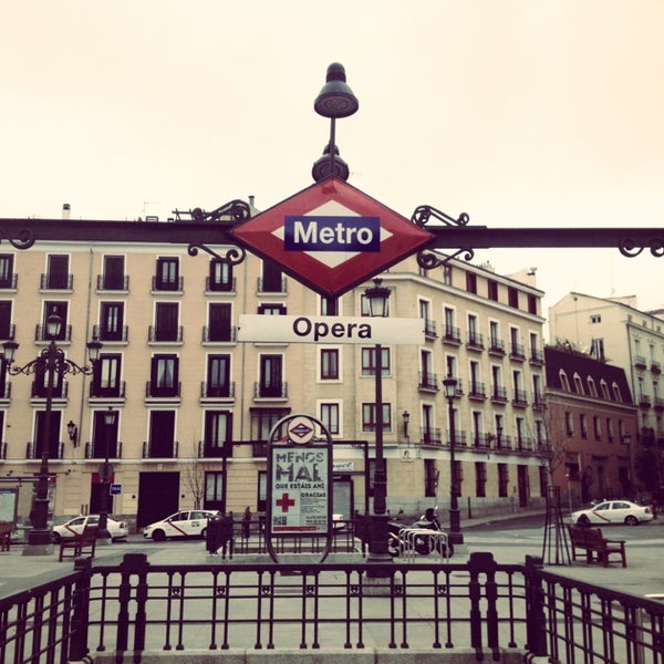 Metro Ópera - Metro Station in Madrid