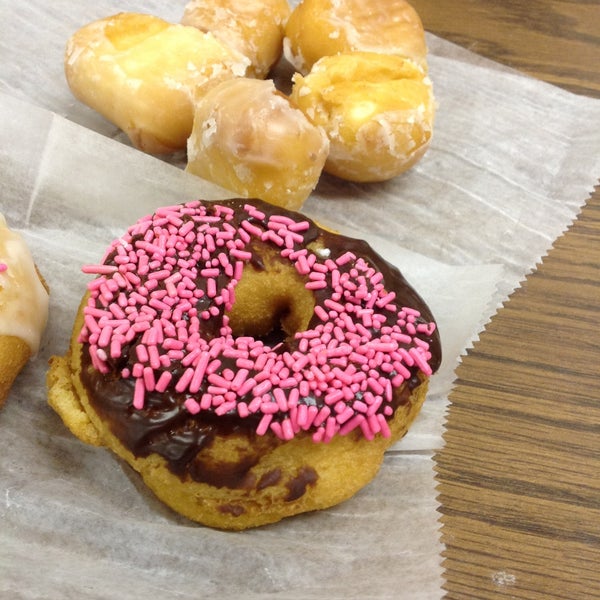 Donut Stop - Donut Shop in Southeast Omaha