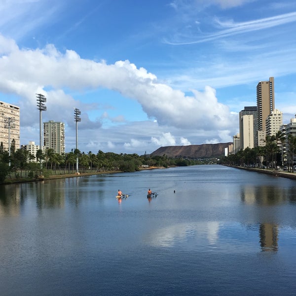 McCully/Ala Wai Bridge - Bridge in Honolulu