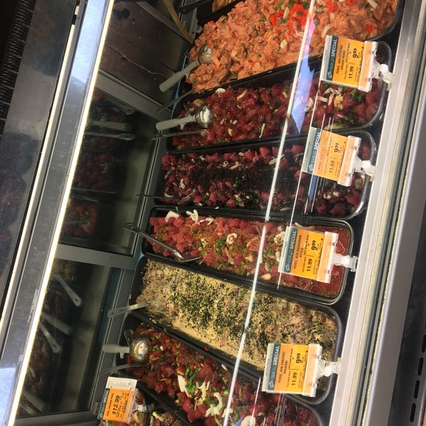 Foodland - Deli / Bodega in Lahaina
