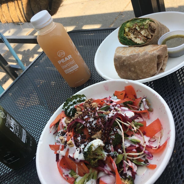 Left Coast Food & Juice - Lakeview - 9 tips