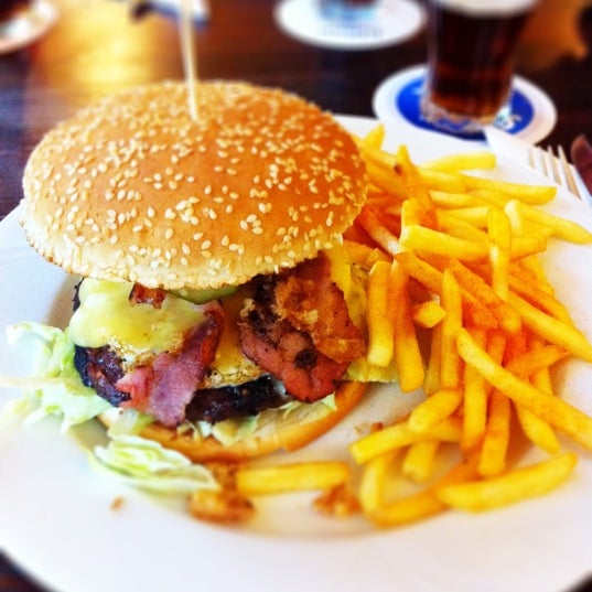 Space Burger - Burger Joint in Düsseldorf
