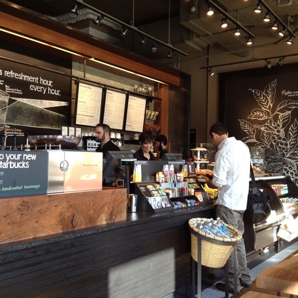 Starbucks - Capitol Hill - 824 E Pike St