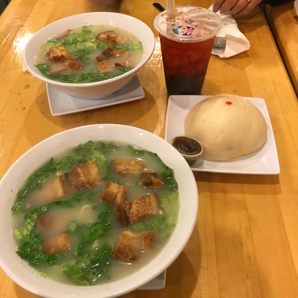 Mami King - Asian Restaurant in Carson