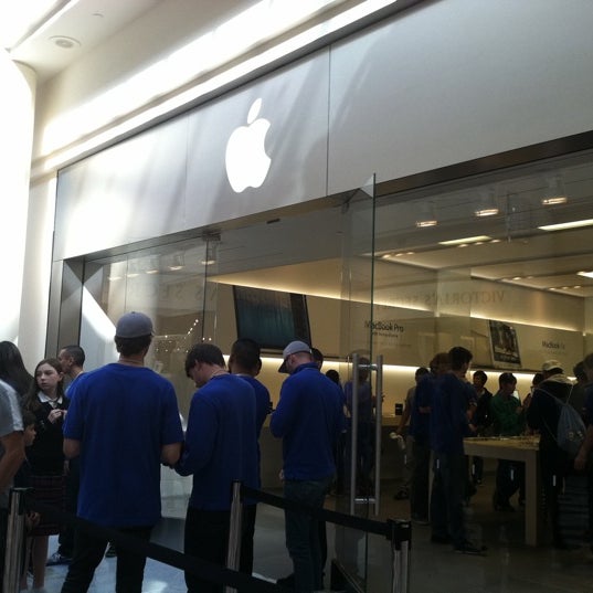 Apple Stonestown - Electronics Store in San Francisco