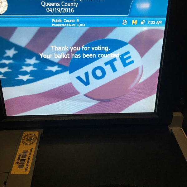 I.S. 109 - Jean Nuzzi School - School in Queens Village