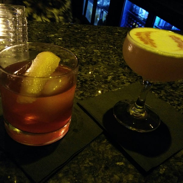 Blue Collar - Cocktail Bar in Los Angeles