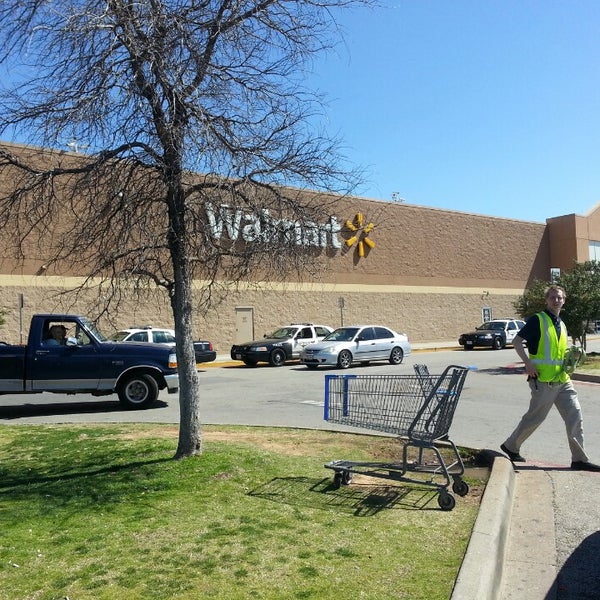 Walmart Supercenter - 22 tips from 740 visitors