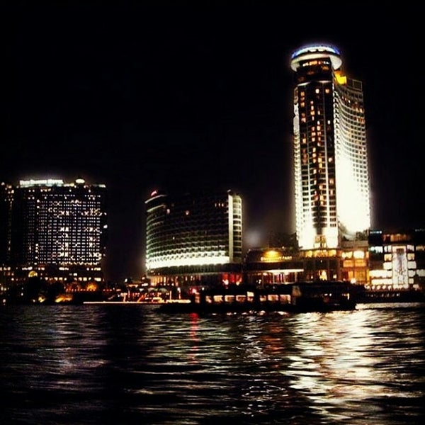 Corniche El Nile | كورنيش النيل - Waterfront