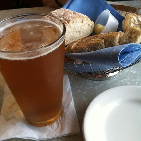 Bubala's by the Bay - 183 Commercial St