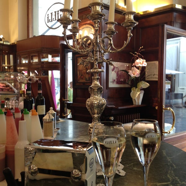 Caffè Gilli - Café in Firenze