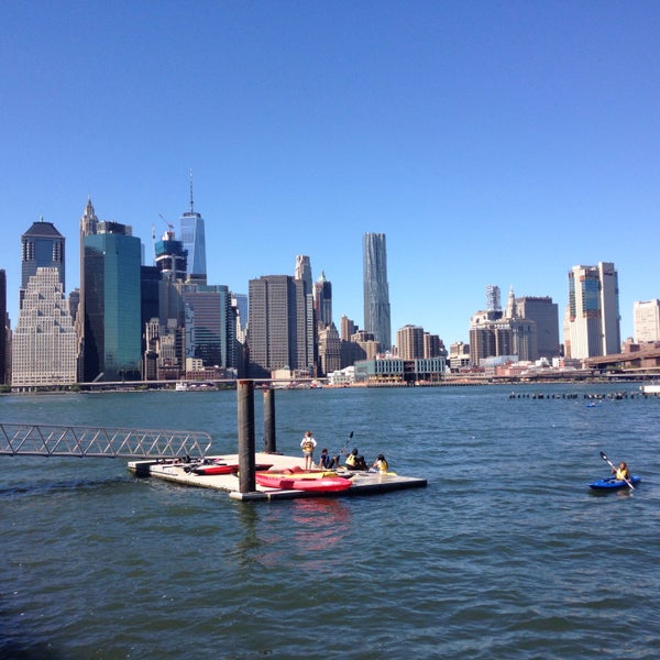 Brooklyn Bridge Park Boathouse - Park in Brooklyn Heights