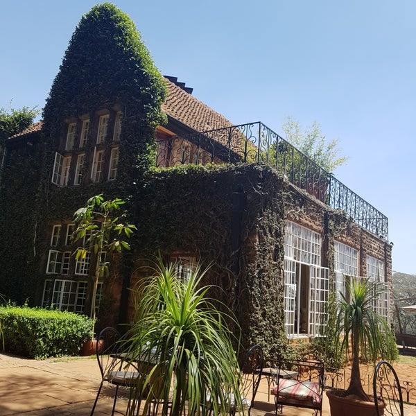 Giraffe Manor - Resort