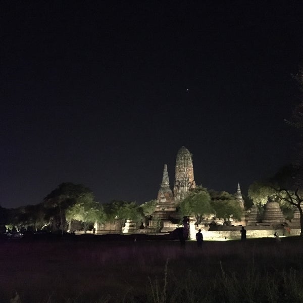 วัดพระราม (Wat Phra Ram) - Buddhist Temple