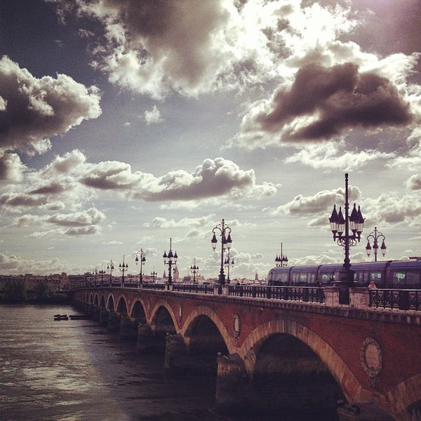 Pont de Pierre - La Bastide - 12 tips from 1133 visitors