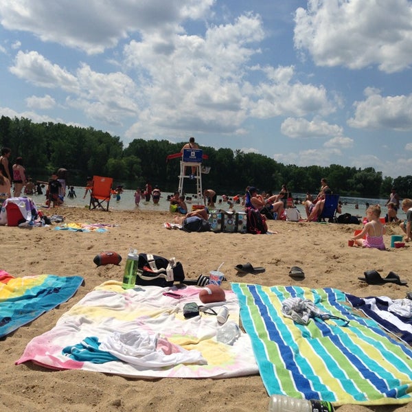 Fox Brook Park - 2925 N Barker Rd