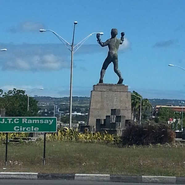 Bussa Emancipation Monument - 3 tips