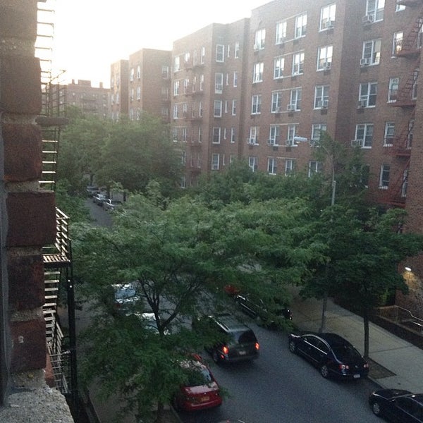 Rego Park, NY - Neighborhood