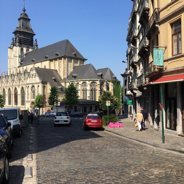 Église Notre-Dame de la Chapelle / Onze Lieve Vrouw Ter Kapellekerk ...