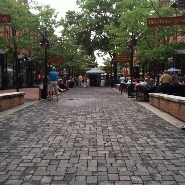 Brightleaf Square - Plaza in Durham