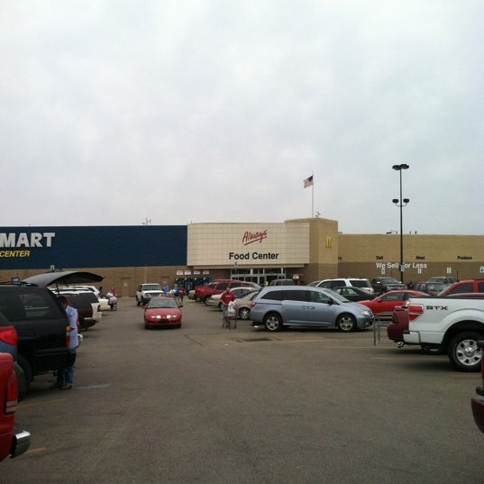 Walmart Supercenter - 2802 W Kingshighway